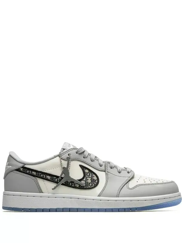 JORDAN X Dior Air 1 Low Sneakers - Grey