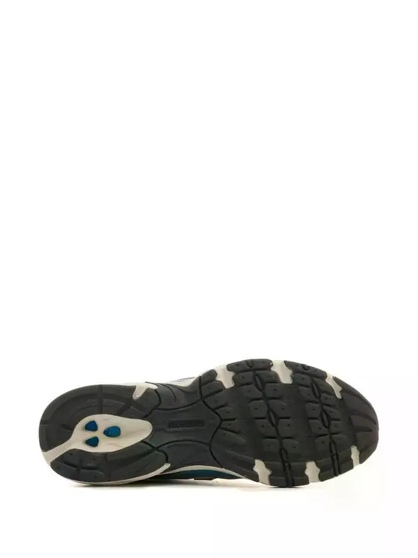 NEW BALANCE 740 Sneakers - Neutrals
