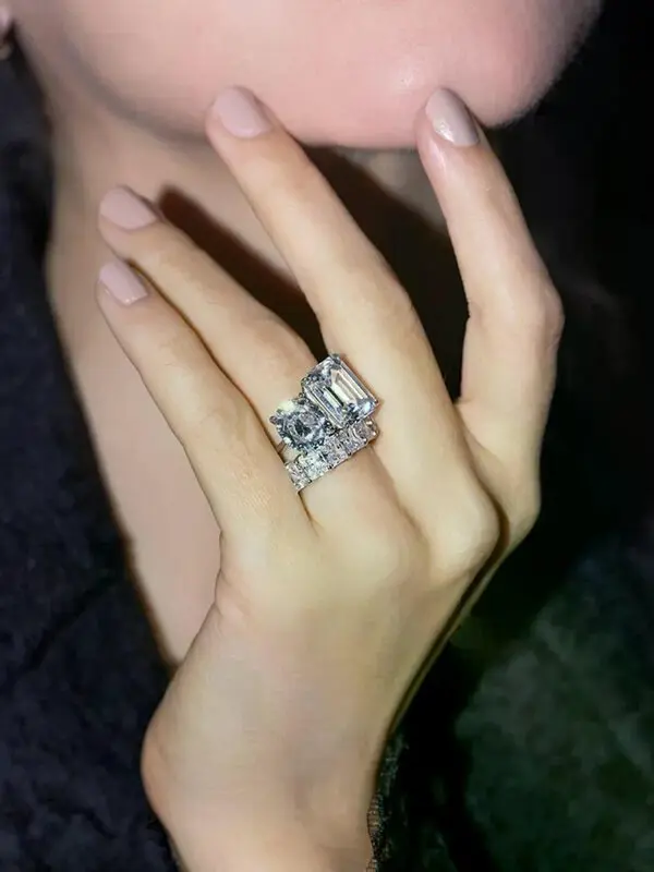 FANTASIA BY DESERIO Emerald And Oval Cut Ring