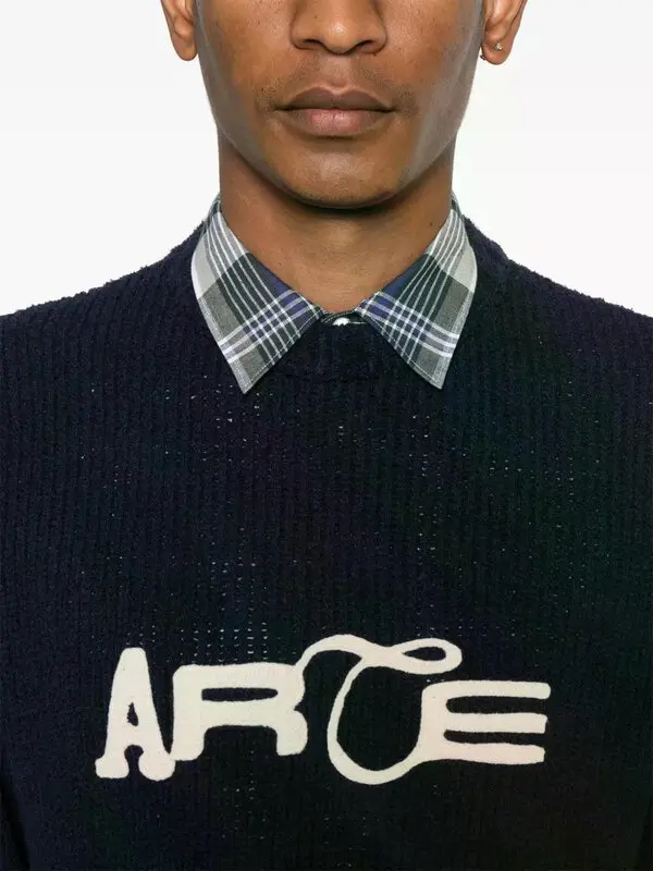 ARTE ANTWERP Logo Embroidered Crew Neck Sweater