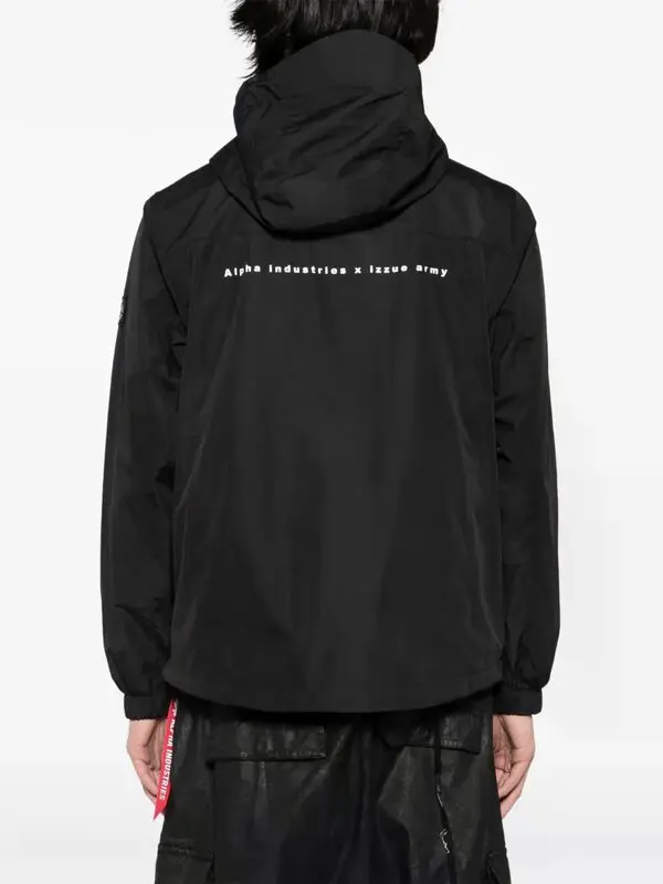Izzue Logo Embroidered Zip-up Jacket
