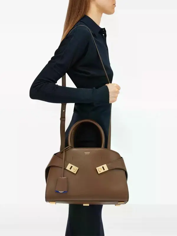 FERRAGAMO Medium Hug Leather Tote Bag - Brown