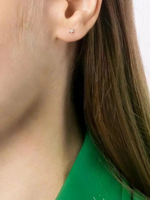 STOLEN GIRLFRIENDS CLUB Tiny Stolen Star Earrings - Silver