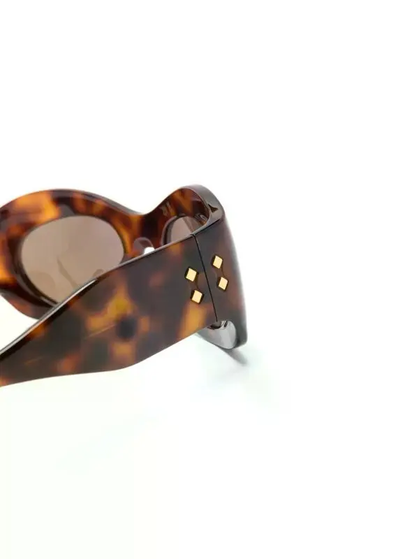 Gucci Oval Frame Sunglasses