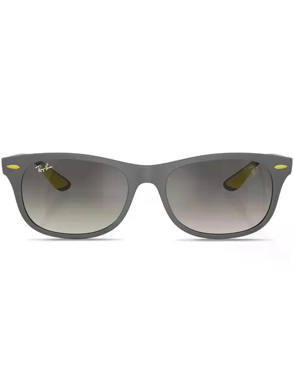 Ray-ban Square Frame Sunglasses With Uv Protection - Grey