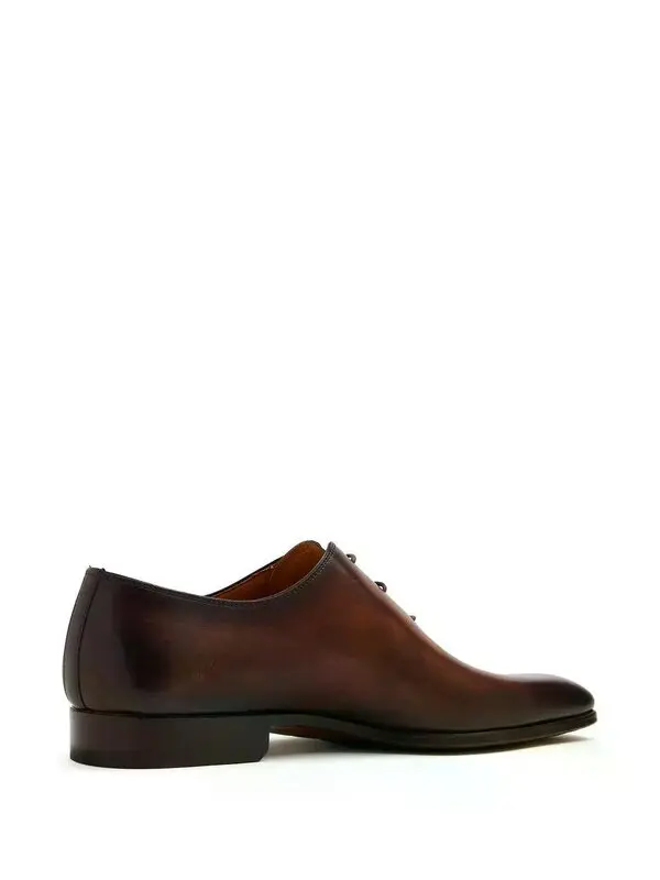 Magnanni Embossed Detail Oxford Shoes