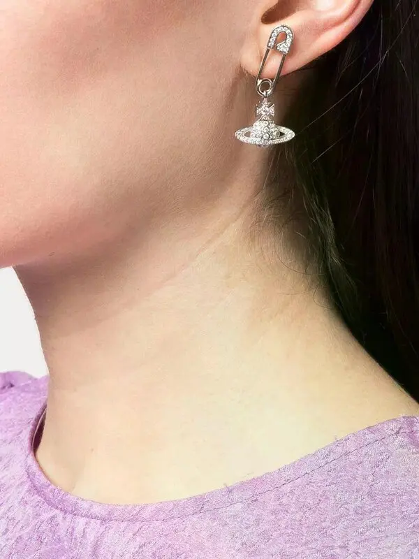 VIVIENNE WESTWOOD Safety Pin Detail Earrings - Silver