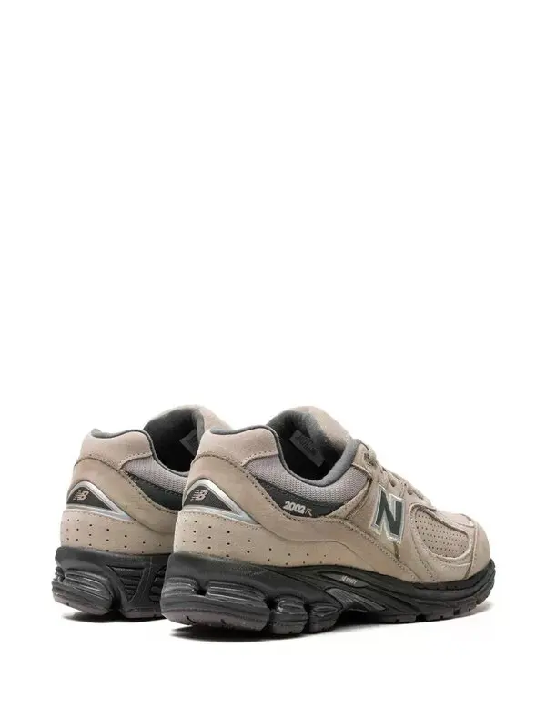 NEW BALANCE 2002r Panelled Sneakers - Neutrals
