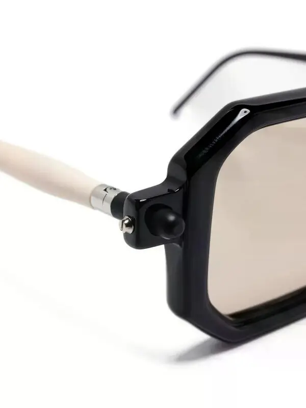KUBORAUM P8 Sunglasses - Black