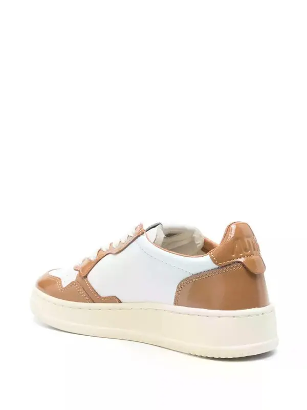 AUTRY Medalist Lace-up Sneakers