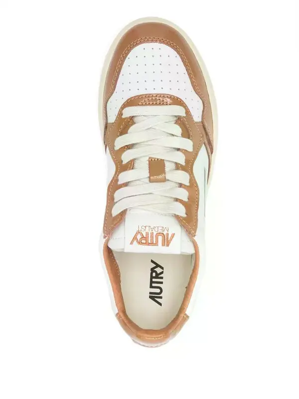 AUTRY Medalist Lace-up Sneakers