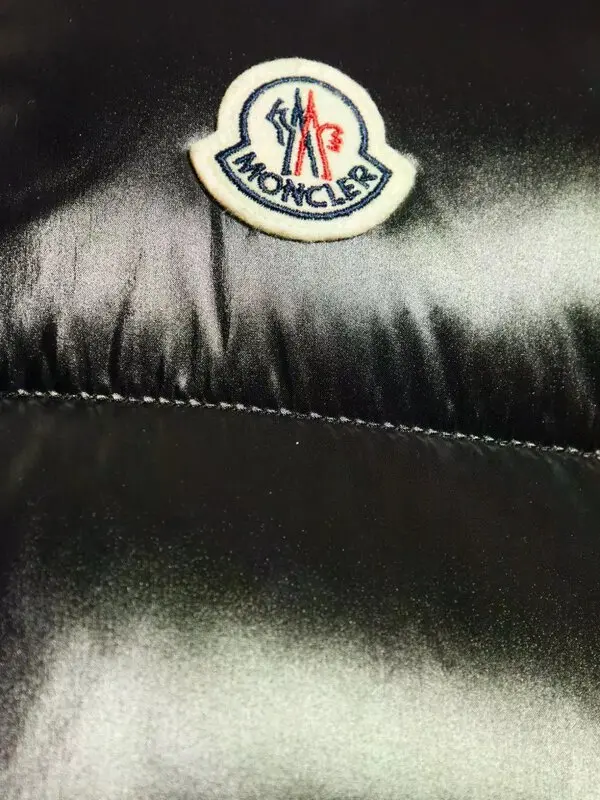 Moncler Bormes High-shine Padded Gilet - Black