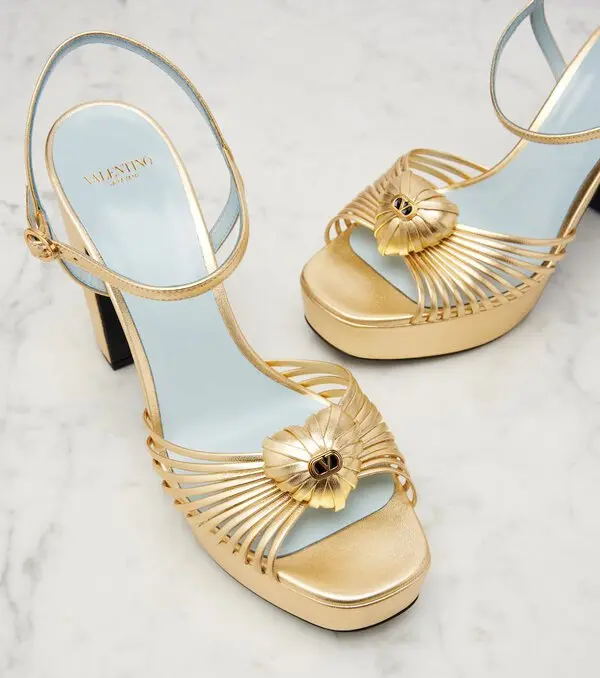 Valentino Garavani Royal 115 Leather Platform Sandals - Gold