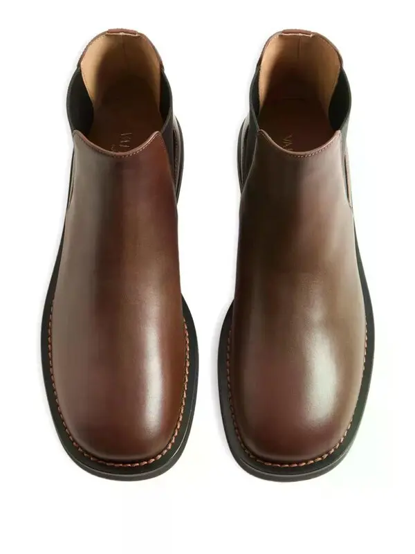 Valentino Garavani Round Toe Chelsea Boots - Brown