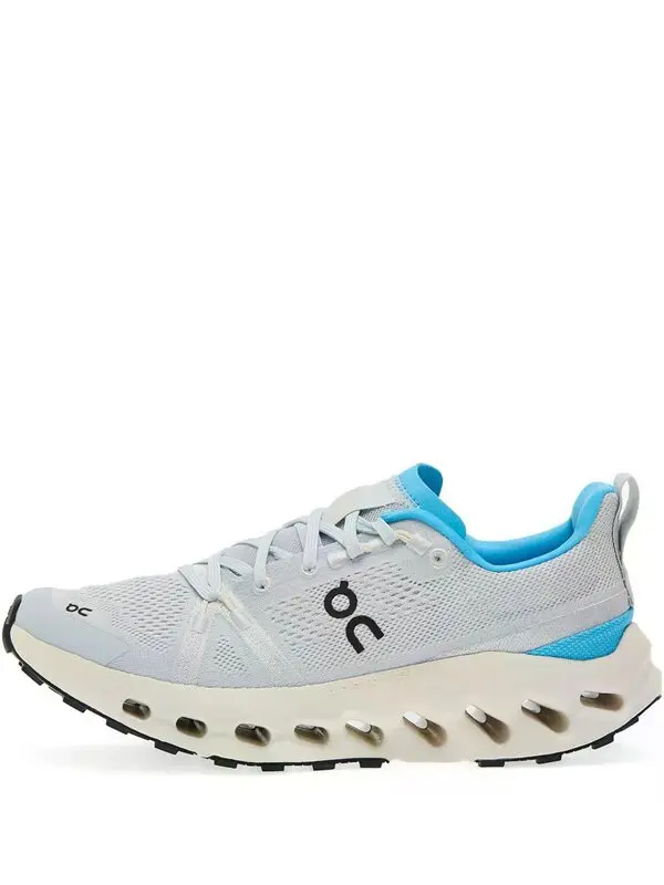 On Cloudsurfer Trail Sneakers