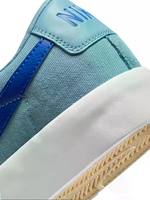 Nike Zoom Blazer Low Pro Gt "boarder" Sneakers