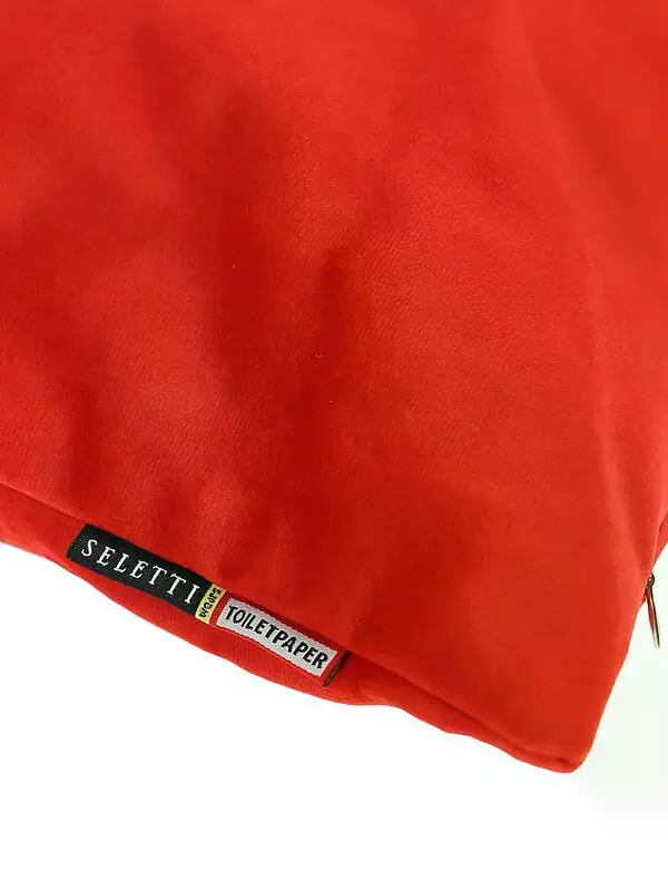 SELETTI Toiletpaper Revolver Cushion
