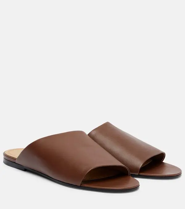 THE ROW Mousse Leather Slides - Brown
