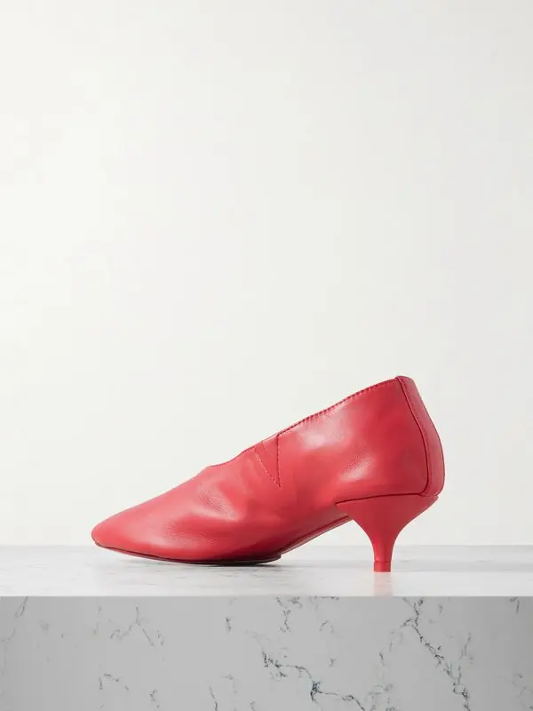 ST. AGNI Soft Glove Leather Pumps - Red