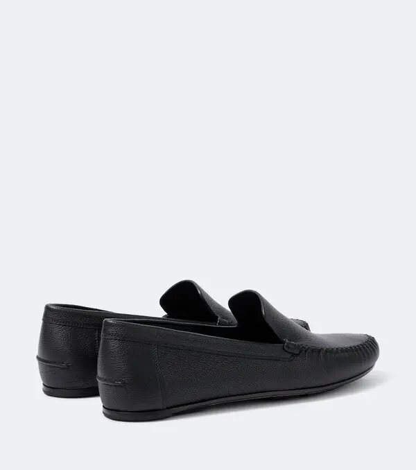 Manolo Blahnik Leather Loafers - Black