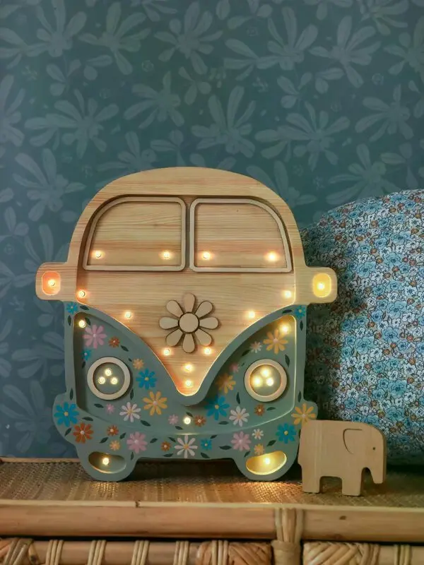 LITTLE LIGHTS Flower-embellished Van Night Light