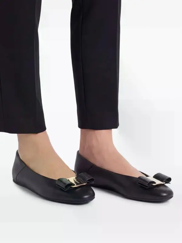 FERRAGAMO Vara Bow Leather Ballet Flats