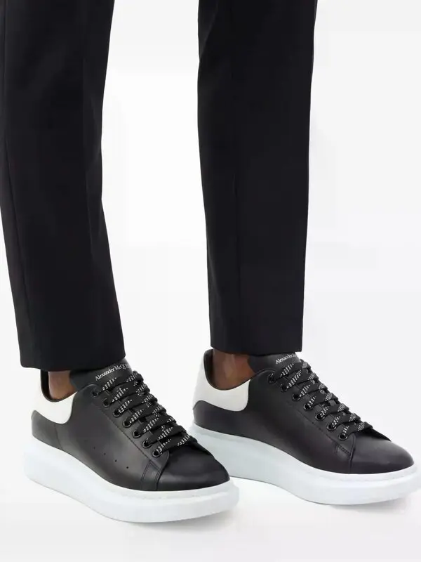 Alexander McQueen Oversized Sneakers - Black
