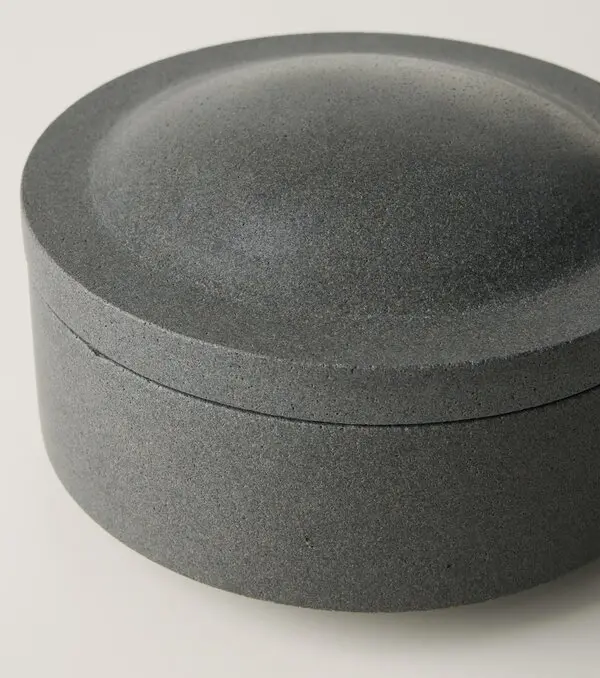 LOUISE ROE Gallery Object 07 Stoneware Container