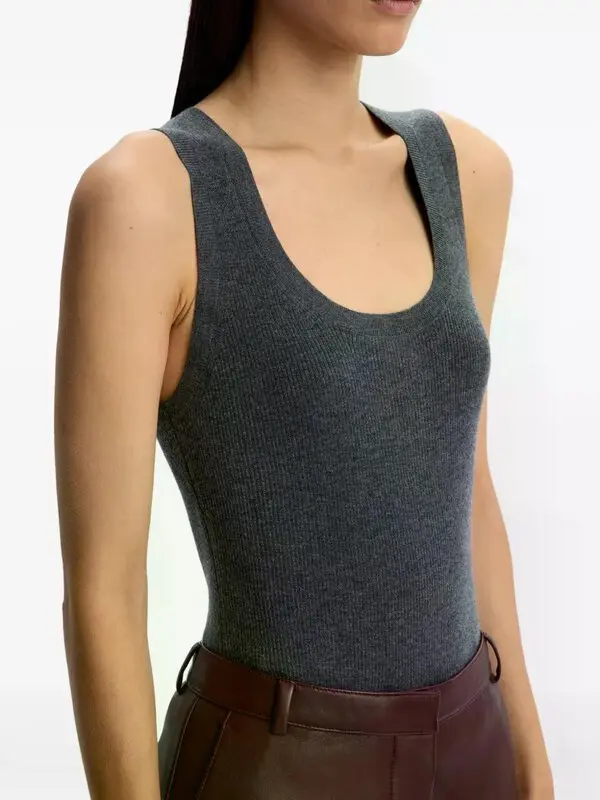 12 STOREEZ Ribbed Scoop Neck Tank Top