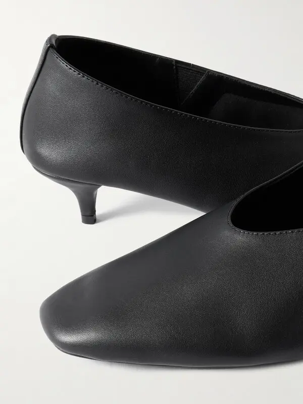 ST. AGNI Soft Glove Leather Pumps - Black