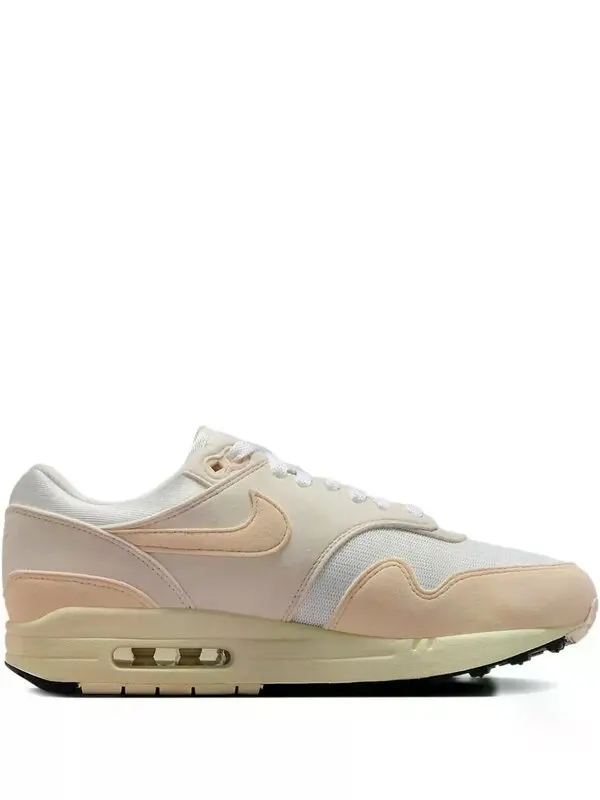 Nike G.t. Cut 3 Grey Sneakers