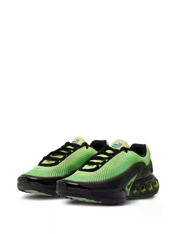 Nike Max Dn Sneakers