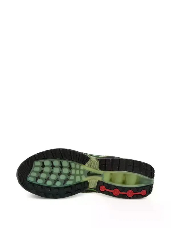 Nike Max Dn Sneakers