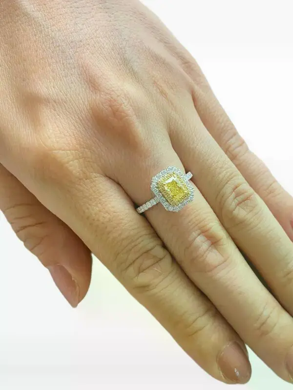 HYT JEWELRY 18k White Gold Emerald Cut Yellow Diamond Double Halo Ring - Silver