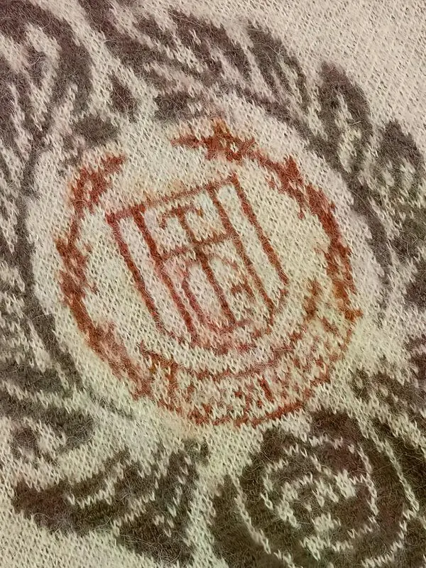 HONOR THE GIFT Intarsia-knit Crest Motif Cardigan