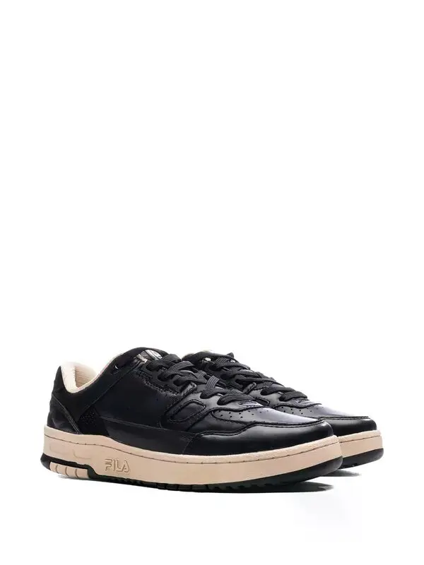 FILA Rissmo Low Lux Sneakers
