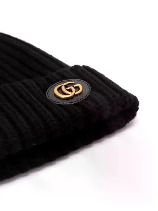 Gucci Ribbed Wool And Cashmere Blend Beanie With Double G Patch - Black
