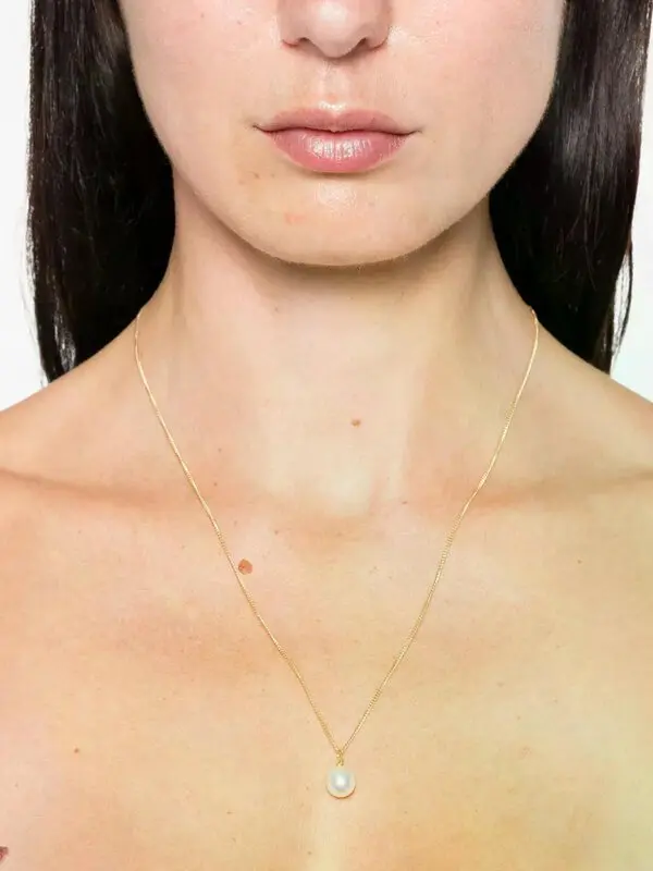 WOUTERS & HENDRIX Eighteen Karat Yellow Pearl Pendant Necklace