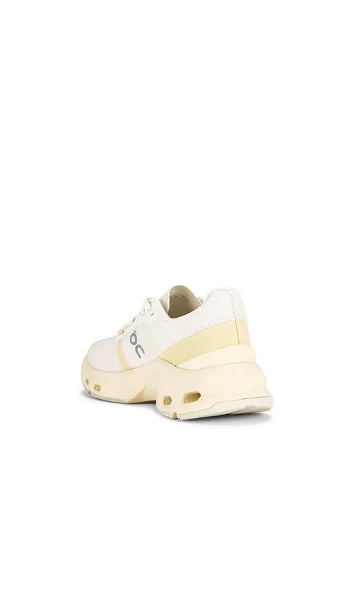 On Cloudpulse Sneakers - Ivory