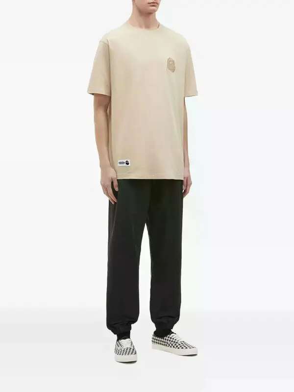 FINGERCROXX Embroidered-patch T-shirt - Neutrals