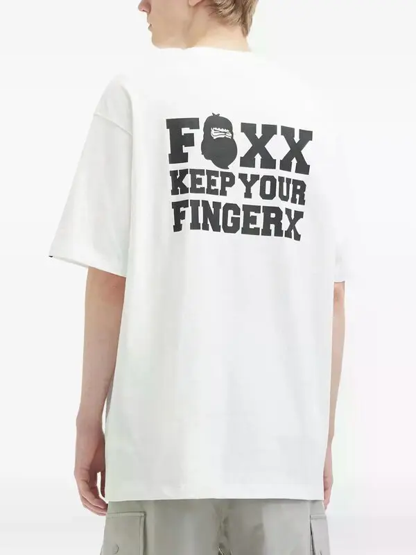FINGERCROXX Logo-print T-shirt