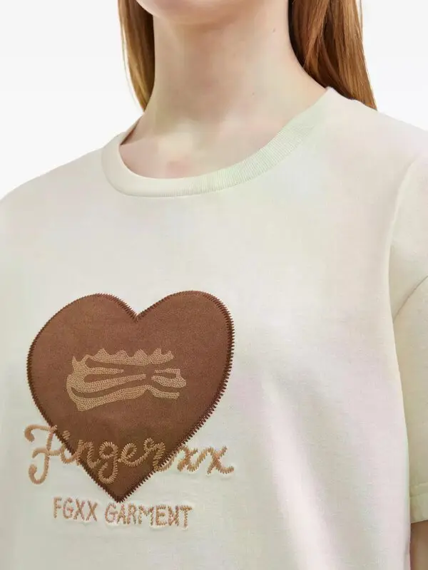 FINGERCROXX Embroidered Heart Cotton T-shirt