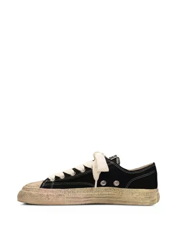 GENERAL SCALE. General Scale Roy Low-top Canvas Sneakers