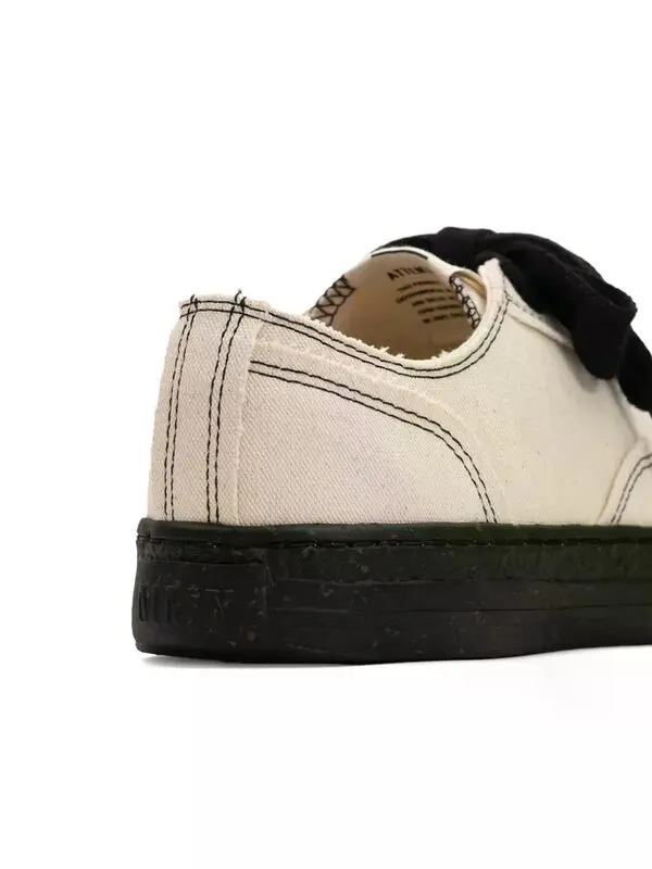GENERAL SCALE. General Scale Off-white Canvas Low-top Sneakers With Contrast Stitching - Neutrals
