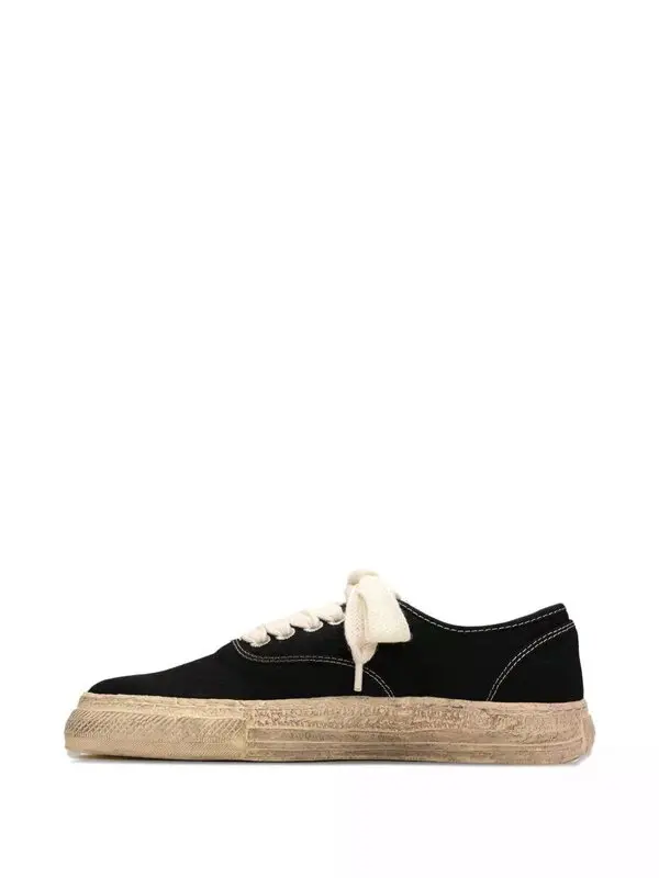 GENERAL SCALE. General Scale Canvas Low-top Sneakers - Black