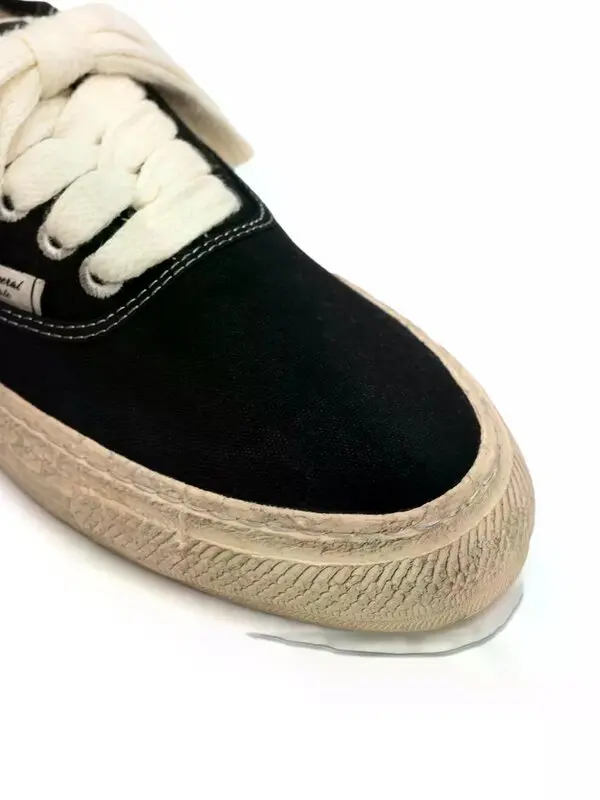 GENERAL SCALE. General Scale Canvas Low-top Sneakers - Black