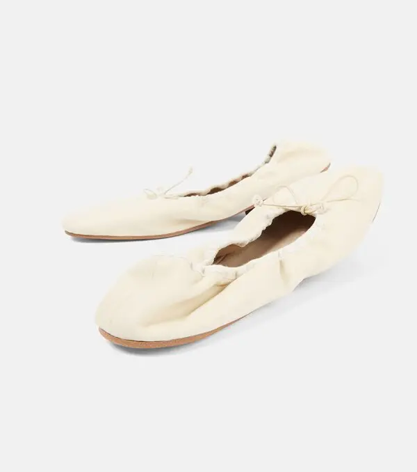THE ROW Round Toe Ballet Flats In Sage Tint