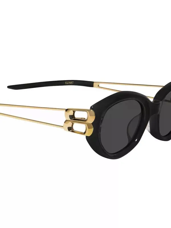 GENTLE MONSTER Kunst Cat Eye Sunglasses