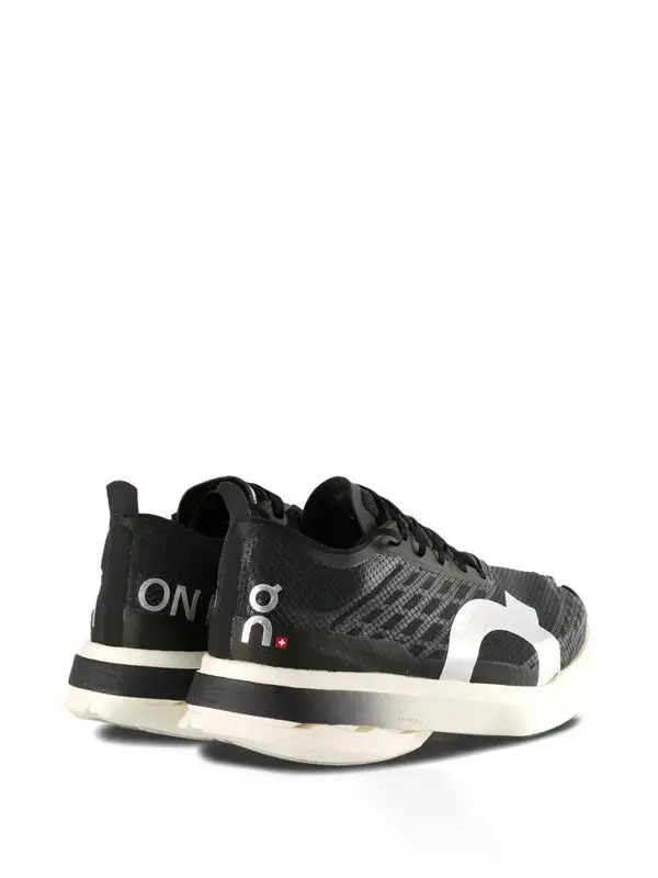 On Cloudboom Strike Sneakers - Black