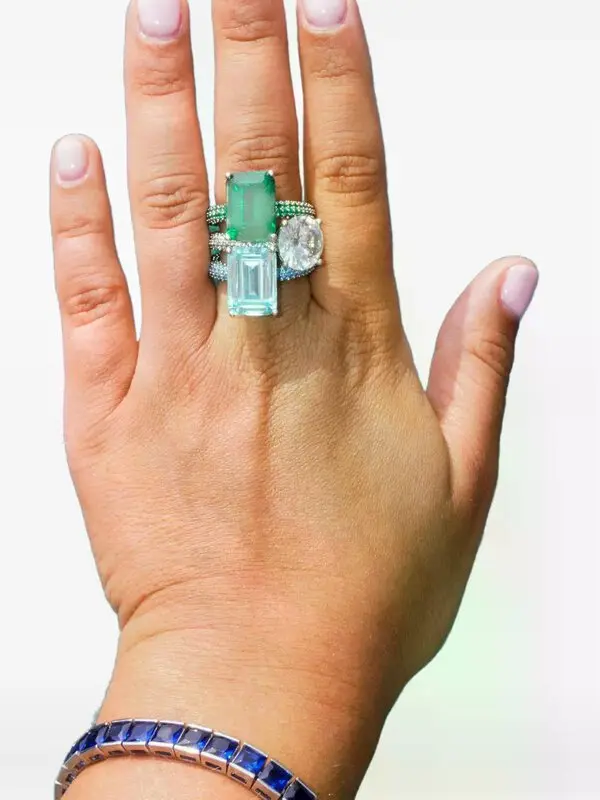 IZABEL DISPLAY Mega Rectangle Ring